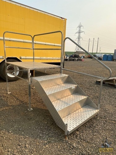 Diamond Plate Platform