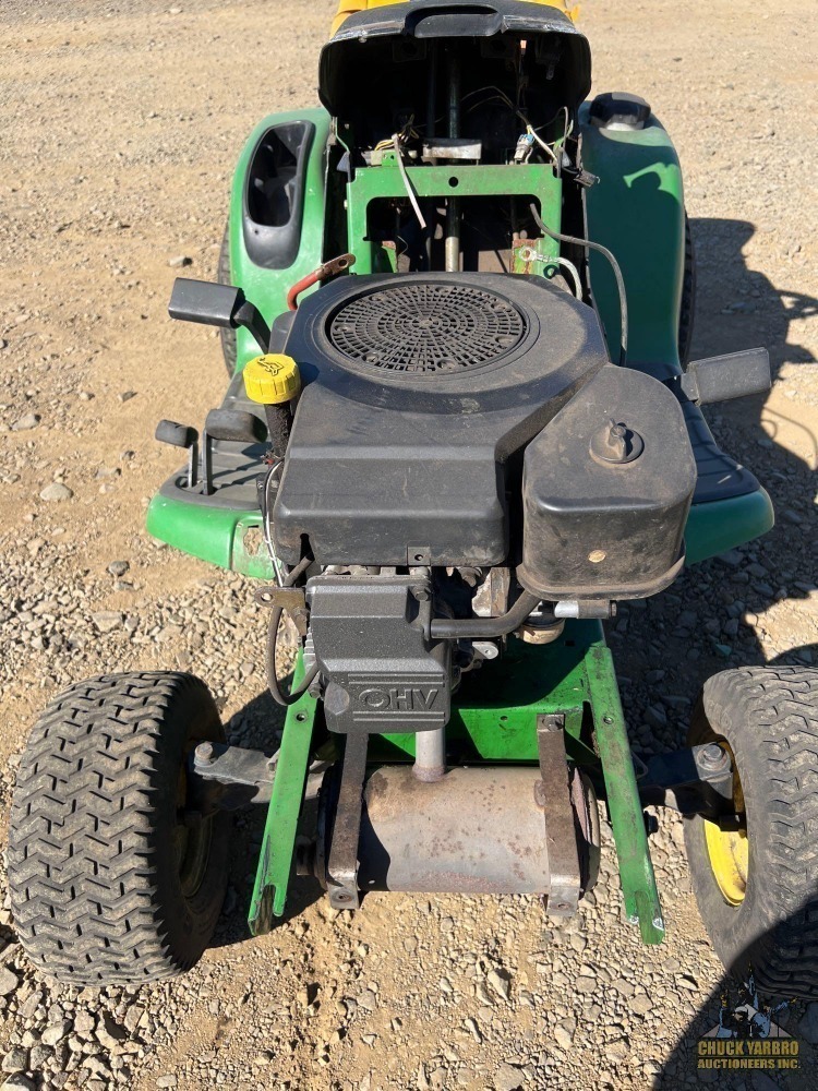 John Deere LT150 Riding Mower